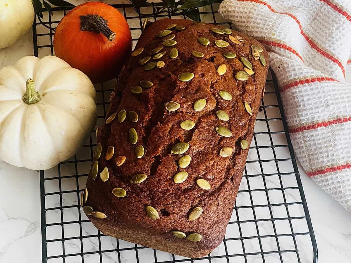 Easy Pumpkin Bread Recipe - Sticky Rice Thai Kitchen